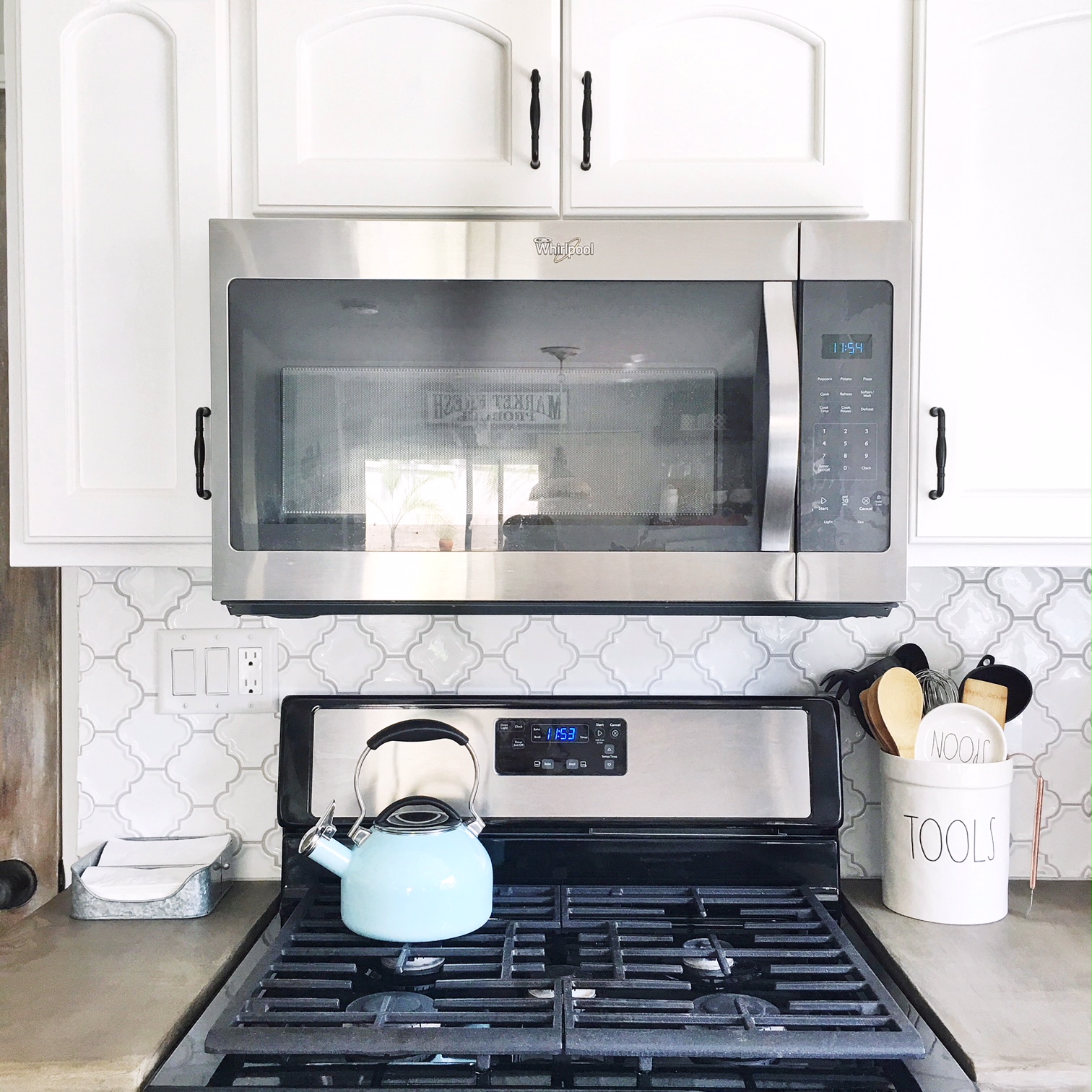 One Room Challenge | Week 6: DIY FARMHOUSE KITCHEN REVEAL! - Sunrise ...