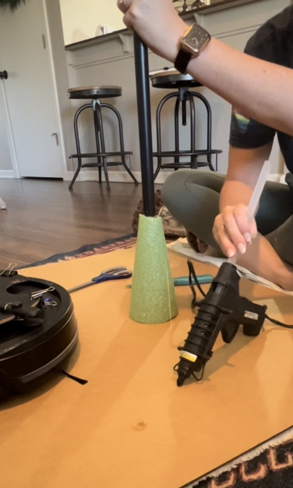 Enchanted Broom DIY (using your robot vacuum!) - Sunrise Valley Farm Co
