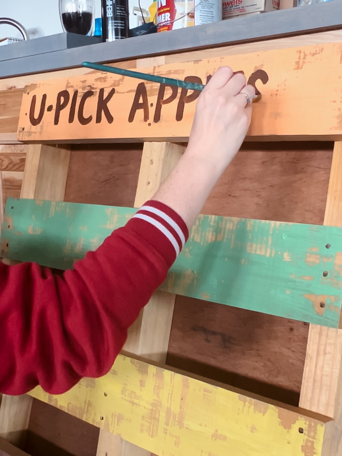 DIY Fall Pallet Sign - Sunrise Valley Farm Co